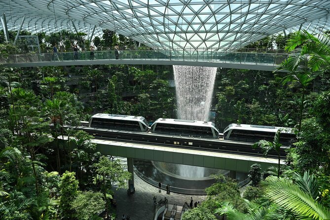 Private Departure Transfer From Singapore Hotel to Airport or Port - The Nuances of Pricing and Additional Fees
