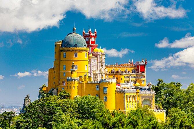 1 Day Tour in Sintra, Cabo Da Roca, Boca Do Inferno and Cascais - Highlights of Sintra