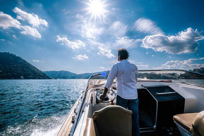 1 Hour Private and Guided Cruise on Lake Como by Motorboat - Meeting and Pickup