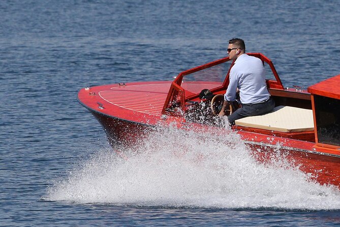 1 Hour Private Wooden Boat Tour on Lake Como 10 Pax - Private Tour for Your Group
