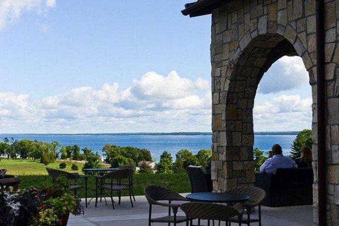 5-Hour Traverse City Wine Tour: 4 Wineries on Old Mission Peninsula - Why This Tour Works for Travelers
