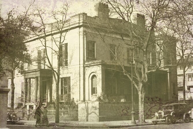 8pm Voices of the Dead Tour - Historical and Paranormal Insights