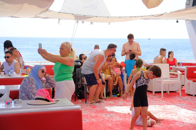 Alanya Boat Trip w/Unlimited Drinks & Lunch (Free Hotel Transfer) - The Bottom Line: Who Should Consider This Tour?