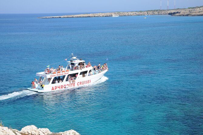 Aphrodite I Cruises Trip to Blue Lagoon & Turtle Cove - Onboard Amenities and Facilities