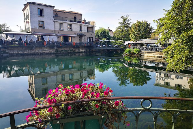 Arles Small Groupe Tour : Private Day Trip to Luberon Villages - Exploring the Picturesque Villages