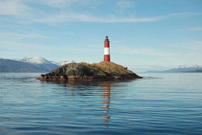 Beagle Channel Navigation - Sea Lions Island - Exploring Bridges Island