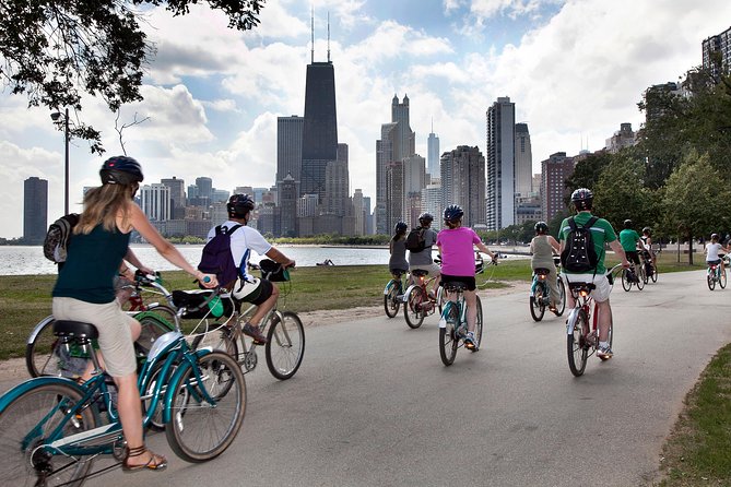 Bike Tour of Chicago's Lakefront Neighborhoods - Deep Dive into the Itinerary