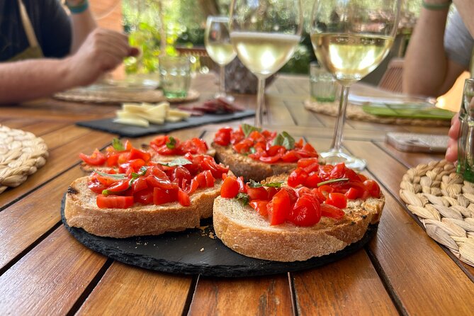 Bruschetta, Fettuccine, Gnocchi, Tiramisù Cooking Class in Rome - Discover the Bruschetta Recipe