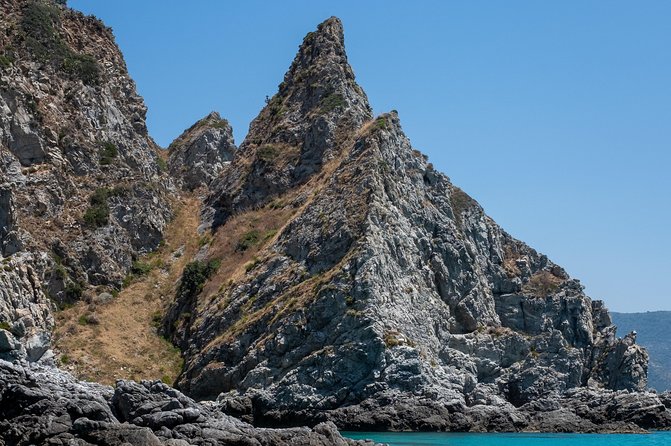By Boat Between the Sea and the Most Beautiful Beaches! Capo Vaticano - Tropea - Briatico - Snorkeling Opportunities