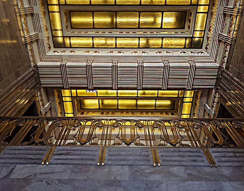 Chicago Walking Tour: See Inside Art Deco Masterpieces - Exploring the Interiors of Chicago’s Art Deco Landmarks