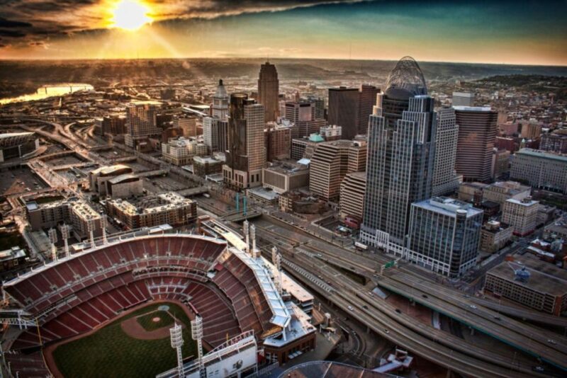 Cincinnati: Findlay Market Food Walking Tour - Discovering Cincinnati’s Culinary Gems