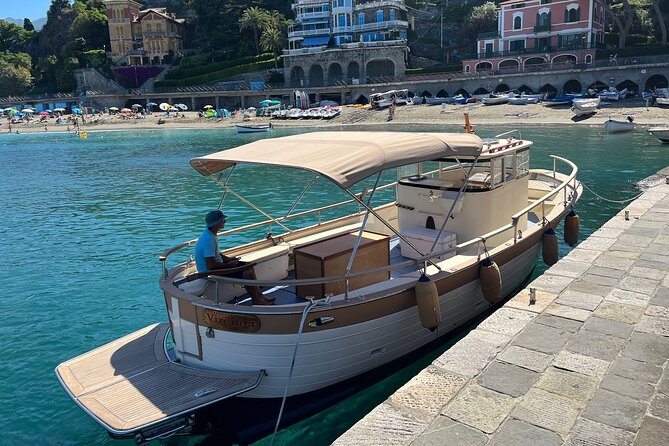Cinque Terre Private Boat Tour - Guided Village Exploration