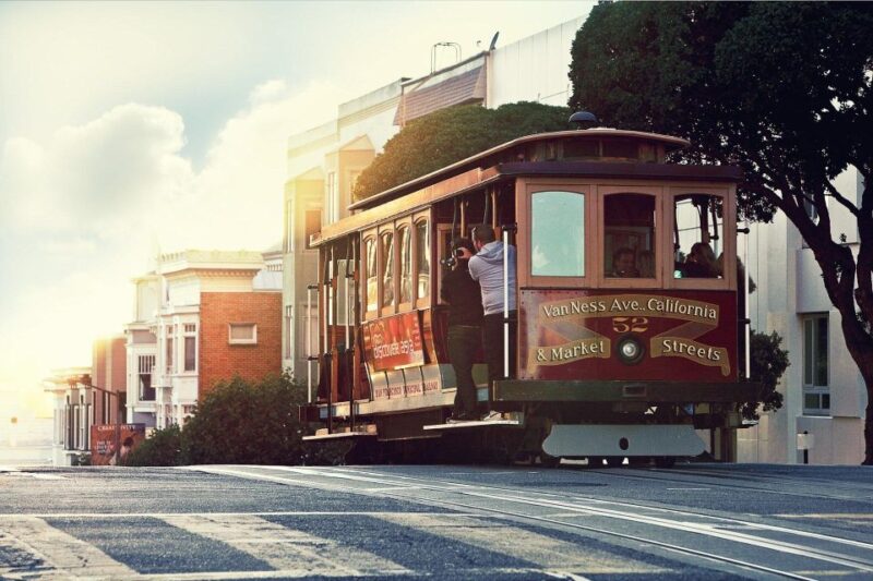 Coit Tower & Little Italy Landmark Walking Tour - Breaking Down the Itinerary