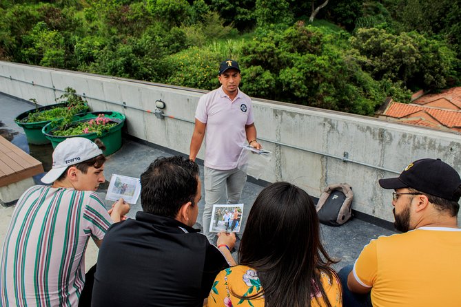 Commune 13, Cable Car. Graffititour. History. All Inclusive - Tour Experience and Highlights