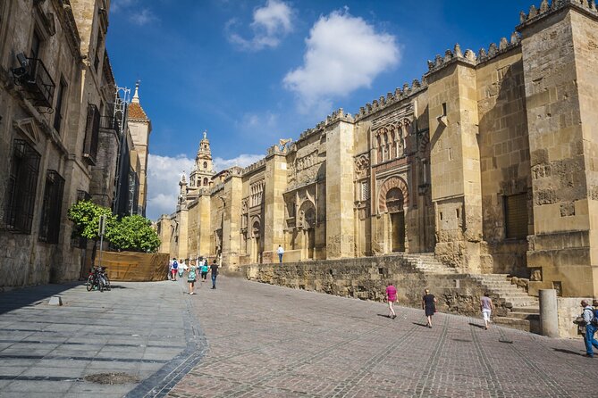 Cordoba Tour With Mosque, Synagogue and Patios Direct From Malaga - Key Itinerary Highlights