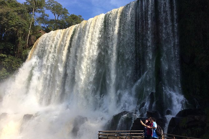 Day Trip to the Argentinian Side of Iguassu Falls From Foz Do Iguaçu - Marveling at the Upper Circuit
