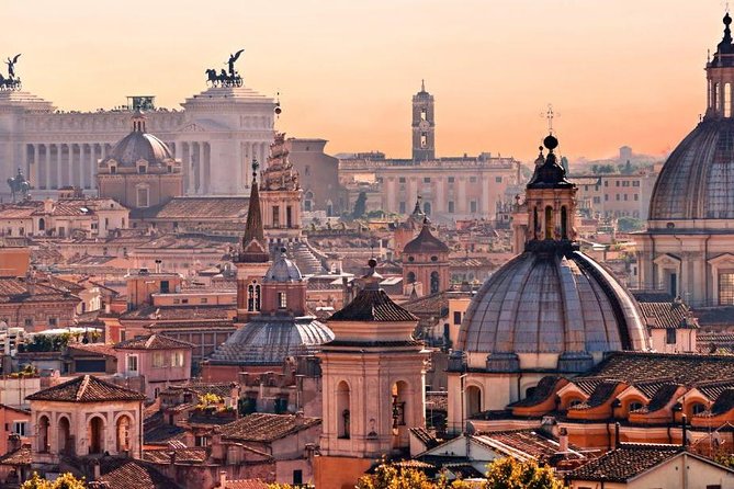 Discover the Famous Seven Hills of Rome With the Calessino Bee - Exploring the Seven Hills