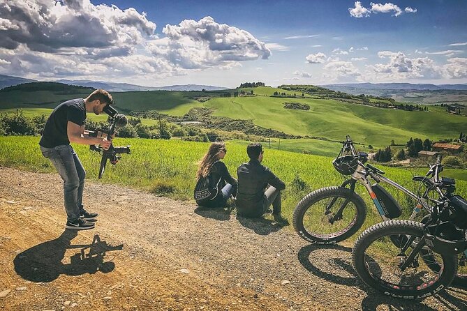 E-Bike Val Dorcia Experience - Included Services