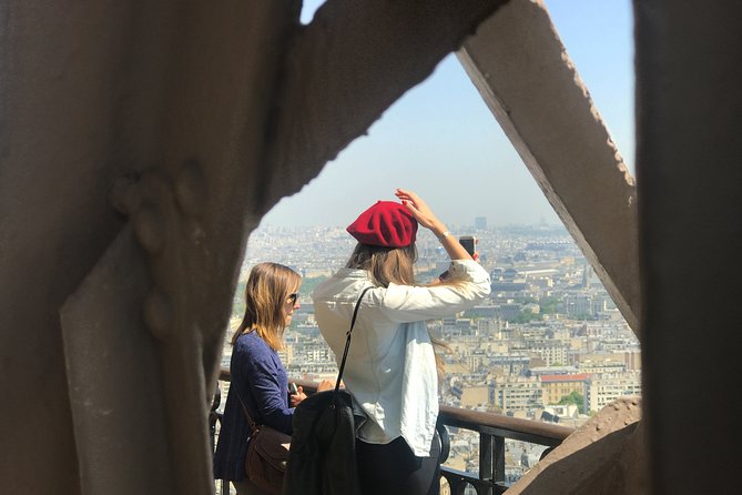 Eiffel Tower Tour by Lift and Seine Cruise - Tour Experience and Highlights