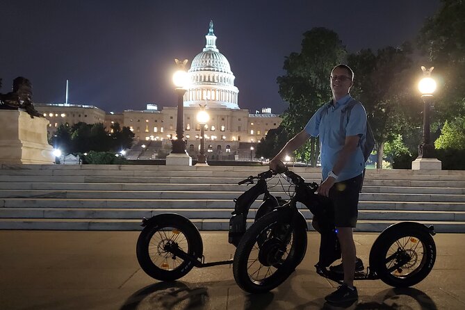 Epic Evening E-Scooter Tour - Navigating the City on Electric Scooters