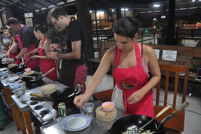 Evening Cooking Class in Organic Farm with Local Market Tour - The Experience: Why This Tour Stands Out