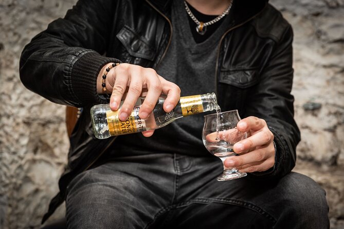 Evolution of Gin and Underground Gin Tasting in Edinburgh - Exploring Botanical Infusions