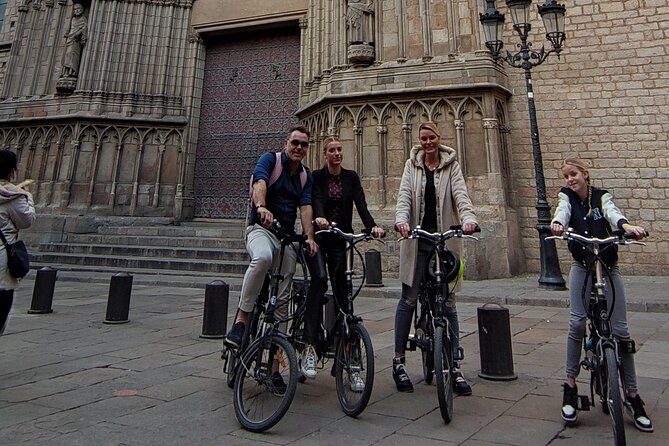 Familly Friendly Traditions & Food Tour: Tailored Tapas & Games! - Food and Drink Experiences