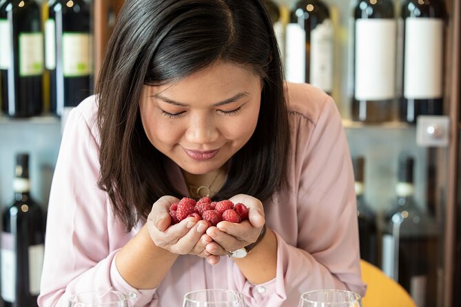 Food and Wine Lesson and Wine Tasting in San Gimignano - Culinary Highlights