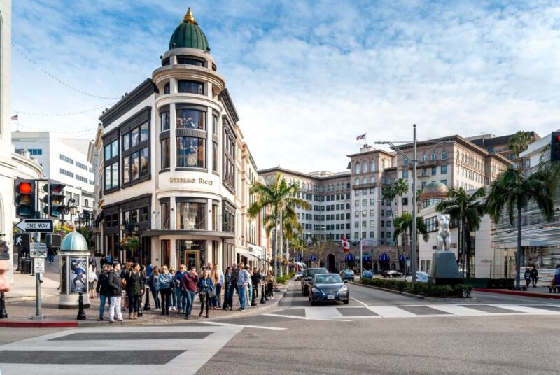 From Las Vegas: VIP Los Angeles/Hollywood Day Trip - The Santa Monica Pier and Beach Experience