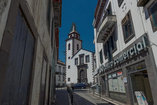 Funchal Epic Private Tuk-Tuk Tour - Accessibility and Service Options