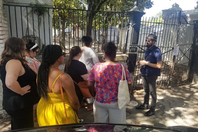 Garden District Secrets and Scandals Tour - The Pros and Cons