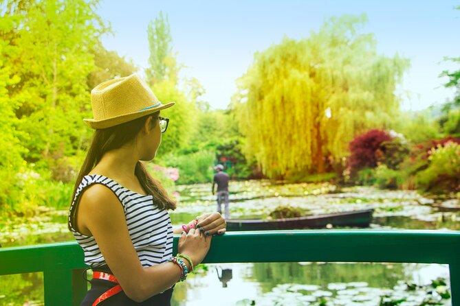 Giverny Monets House & Versailles Palace Day Trip From Paris - Inclusions and Logistics