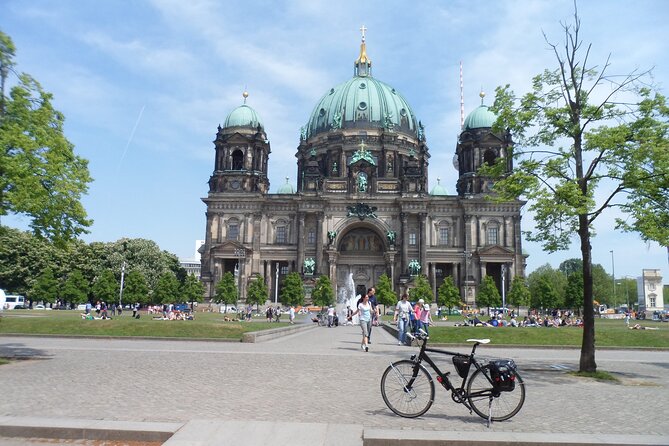 Half-Day Guided Bike Tour of Central Berlins Highlights - Insight Into German History