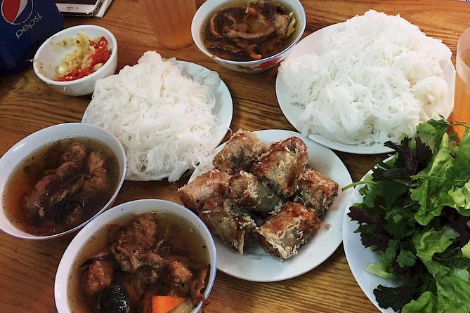 HANOI INCREDIBLE STREET FOODIE TOUR (Enjoy traditional Cuisine as the local) - The Food and Cultural Experience