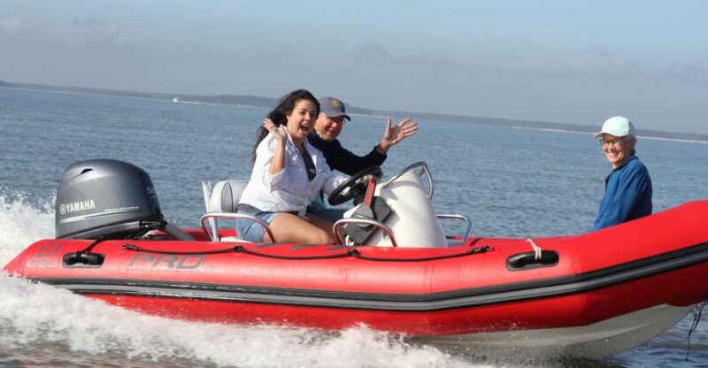 Hilton Head Island: Mini Boat Dolphin Tour - Experience Overview
