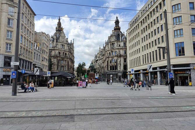Historical Walking Tour in Antwerp Old City - Historical Significance of Key Landmarks