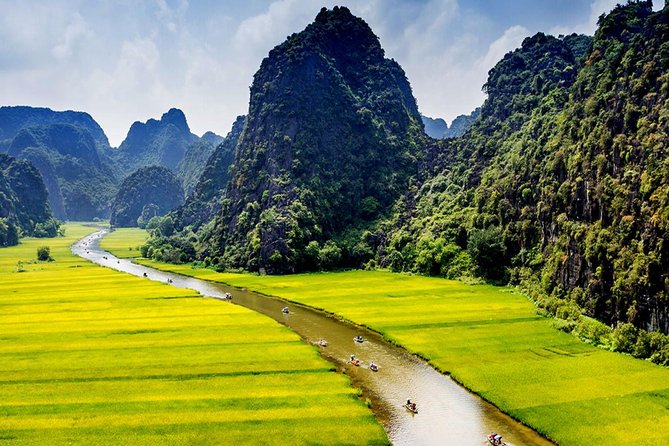 Hoa Lu Tam Coc Full-Day DELUXE Tour Including BUFFET LUNCH & River Boat Ride - A Step-by-Step Breakdown of the Itinerary