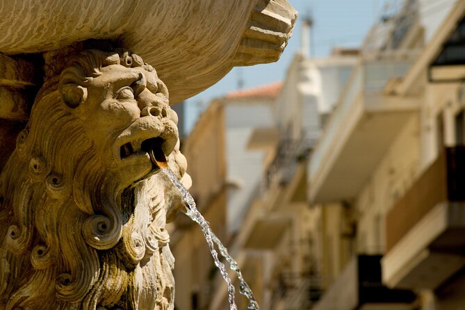 Hop-On Hop-Off Sightseeing Bus Tour in Heraklion - Accessibility and Additional Information