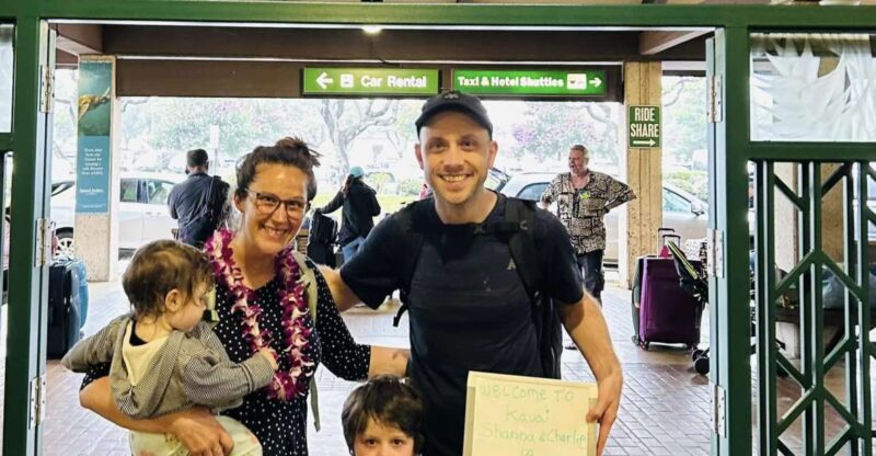 Kauai Lei Greeting - What’s Included?