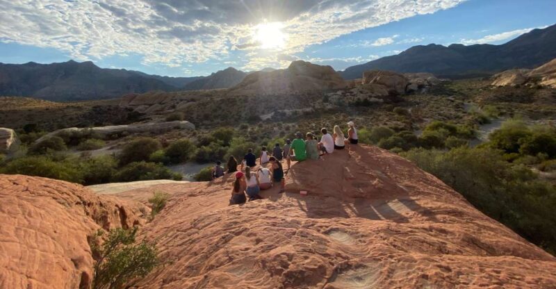 Las Vegas: Sunset Hike and Photography Tour Near Red Rock - Sunset and Photography Opportunities