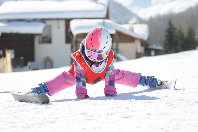 Lessons in Mini-Group - 3 Hours a Day - Skiing - Whats Included: Instructor, Equipment, and Ski Pass