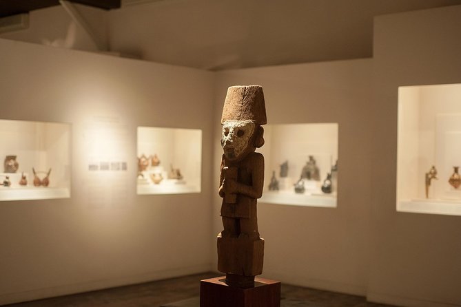 Lima in a Day: City Sightseeing Tour, Larco Museum and Magic Water Circuit - Exploring Limas Historic Landmarks