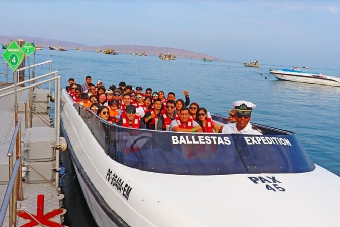 Lima : Paracas & Huacachina- Day to Islas Ballestas & Sandboard - Dune Buggy Adventure in Huacachina