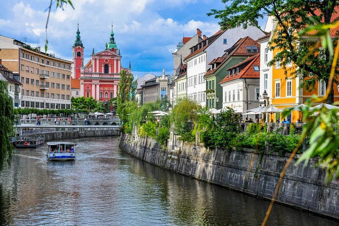 Ljubljana Private Walking Tour With a Local - Meeting Point and Tour Duration