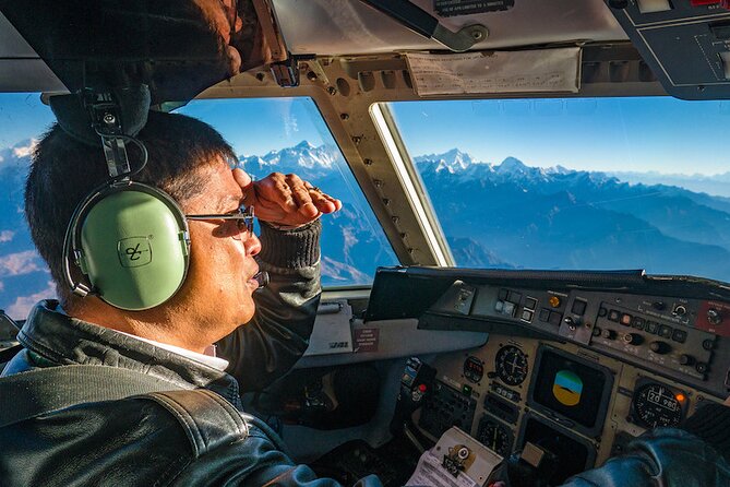 Mountain Everest Scenic Flight with Hotel Pickup and Dropoff - Authenticity and Passenger Perspectives