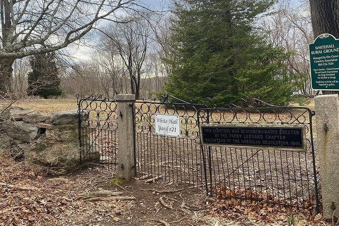 Mystic Moonlit Graveyard Ghost Tour - Meeting Location and Parking Information