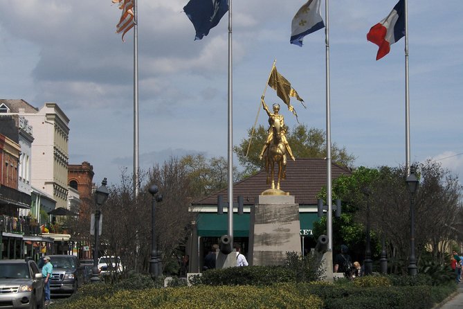 New Orleans City/Cemetery and Swamp Full-Day Tour - City Tour Experiences