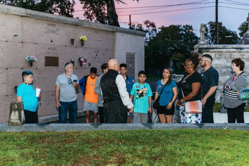 New Orleans: Dead of Night Ghosts and Cemetery Bus Tour - The Stops and Stories