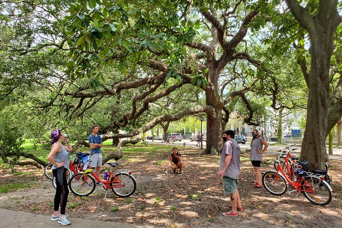 New Orleans Garden District and Cemetery Bike Tour - Meeting and Accessibility