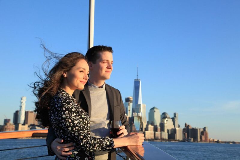 New York City: Champagne and Cheese Pairing Cruise - The Landmarks and Views